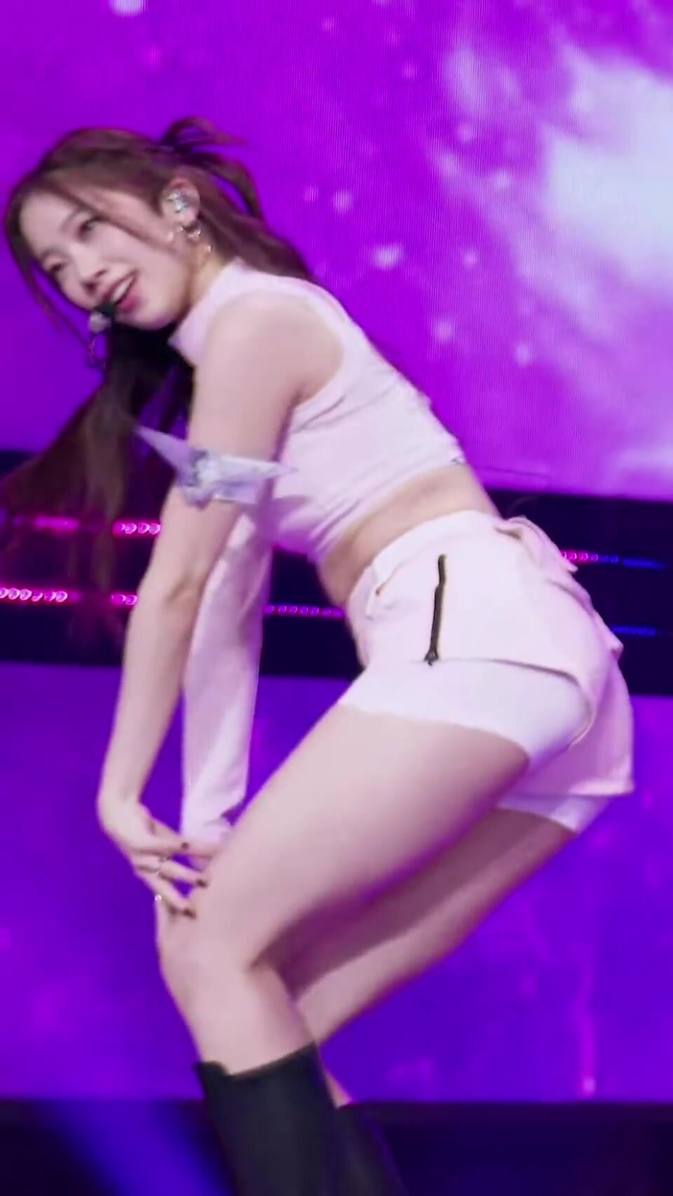 Le Sserafim Yunjin