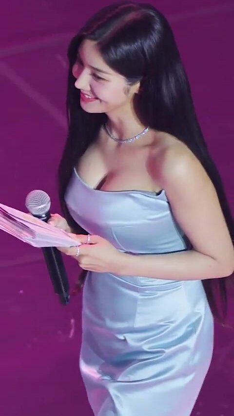 Kwon Eunbi