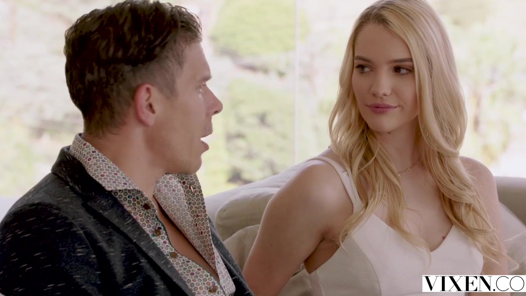 Fashion Model Kenna James Fucks Agent For Promotion