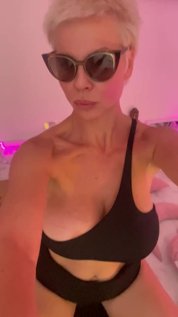 Milf 50 Wanna Have Fun Here Tasty For Your Tongue